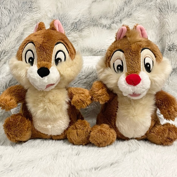 Disney | Toys | Authentic Disney Store Chip And Dale Chipmunk Plush Set ...